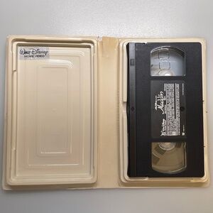 Disney | Video Games & Consoles | Rare Walt Disney Aladdin Vhs Black ...